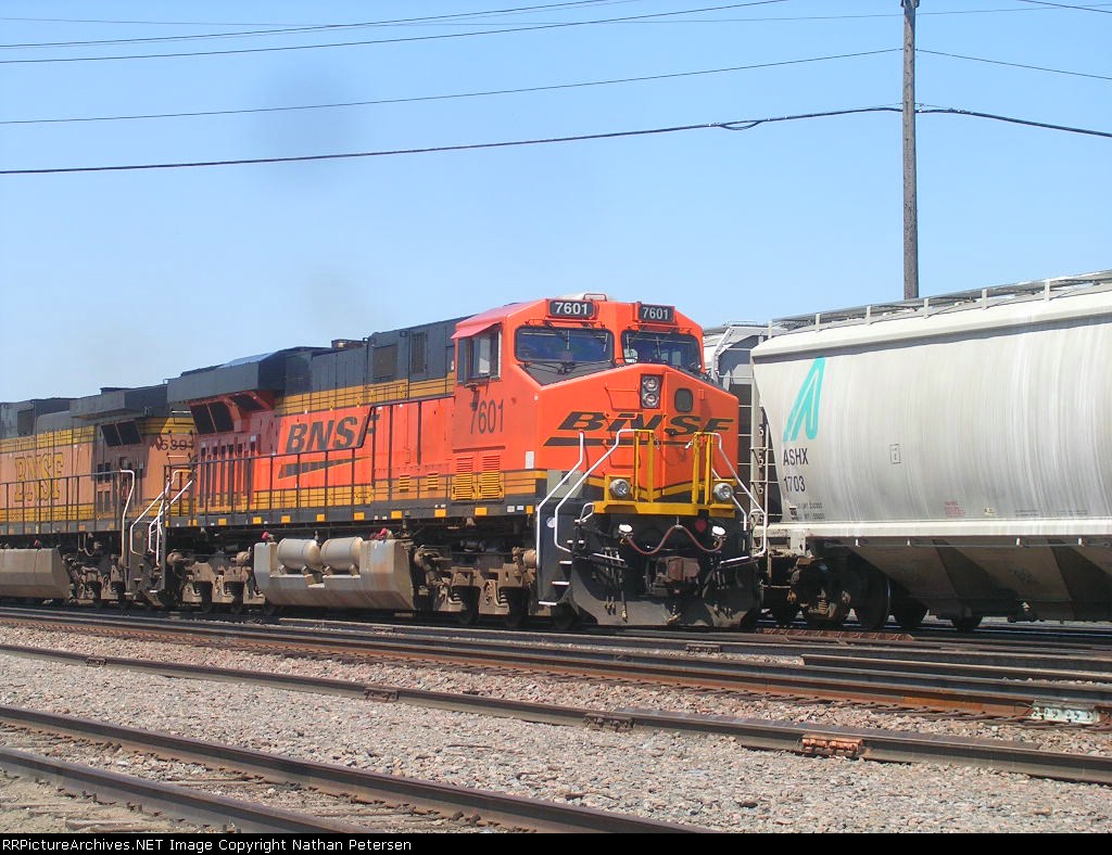 BNSF 7601